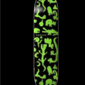 Element | Accessories | Element Sascha Daley Creatures Glow In The Dark ...